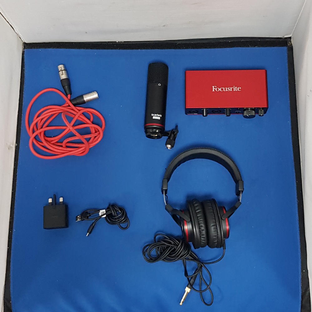 Pre-owned Focusrite Scarlett 2i2 Studio 3rd Gen USB Recording Bundle - Own4Less